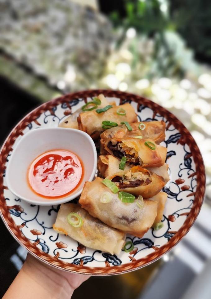 Resep 497. Lumpia Ayam Sayur (Spring Roll) oleh Noona Hilda ️ - Cookpad