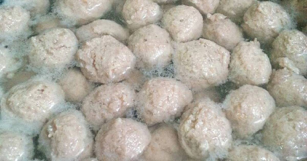 Resep Bakso Sapi Homemade oleh Tika Rahmania - Cookpad