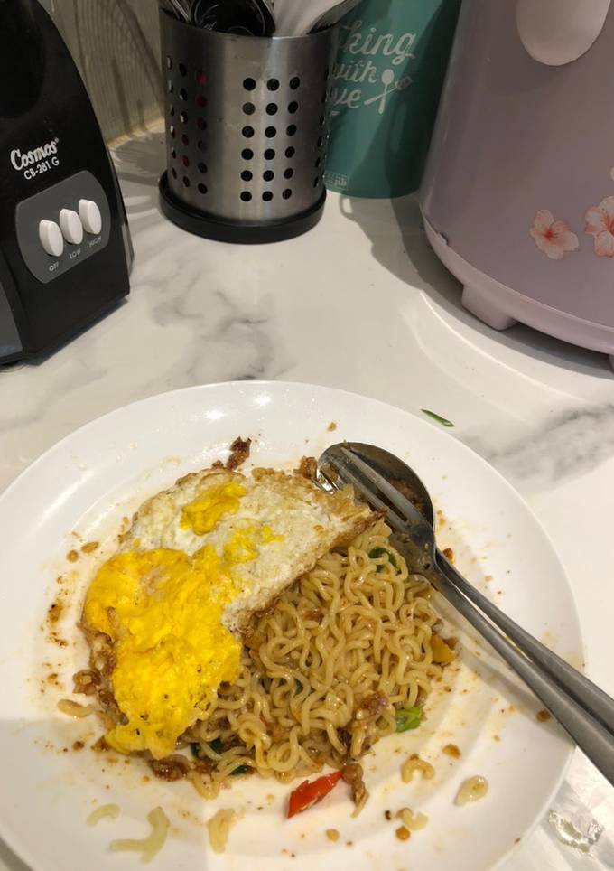 Resep Indomie hack ala ala oleh Dina Riana - Cookpad