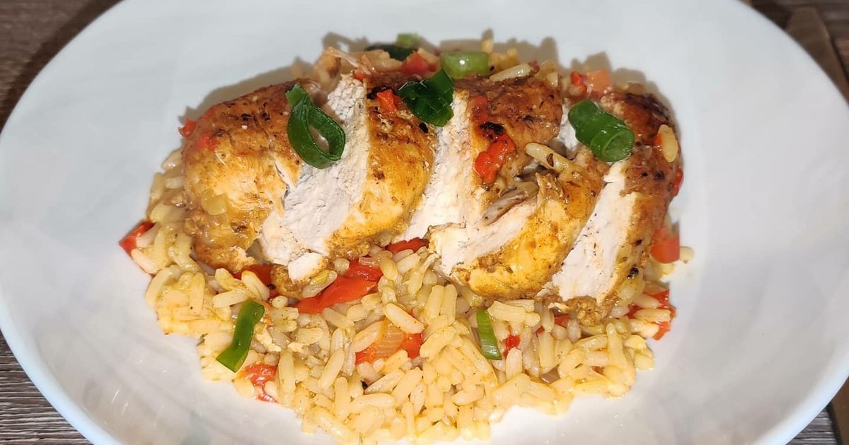Pikanter Reis Mit Hähnchenbrust Rezept von schlemm.zeit - Cookpad