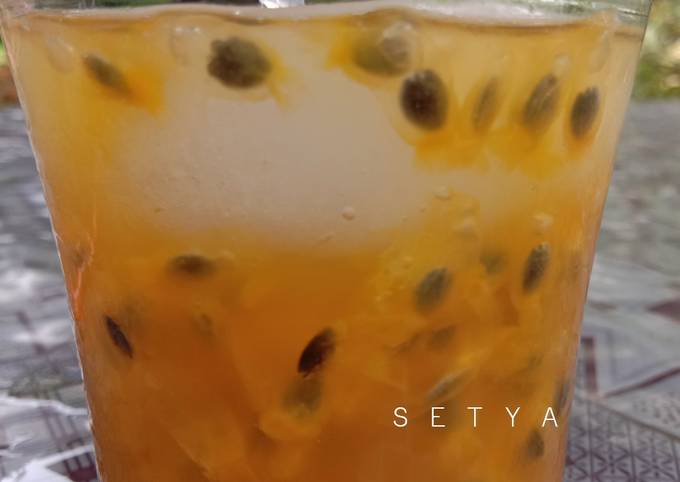 Resep Es jeruk markisa oleh SeTya - Cookpad