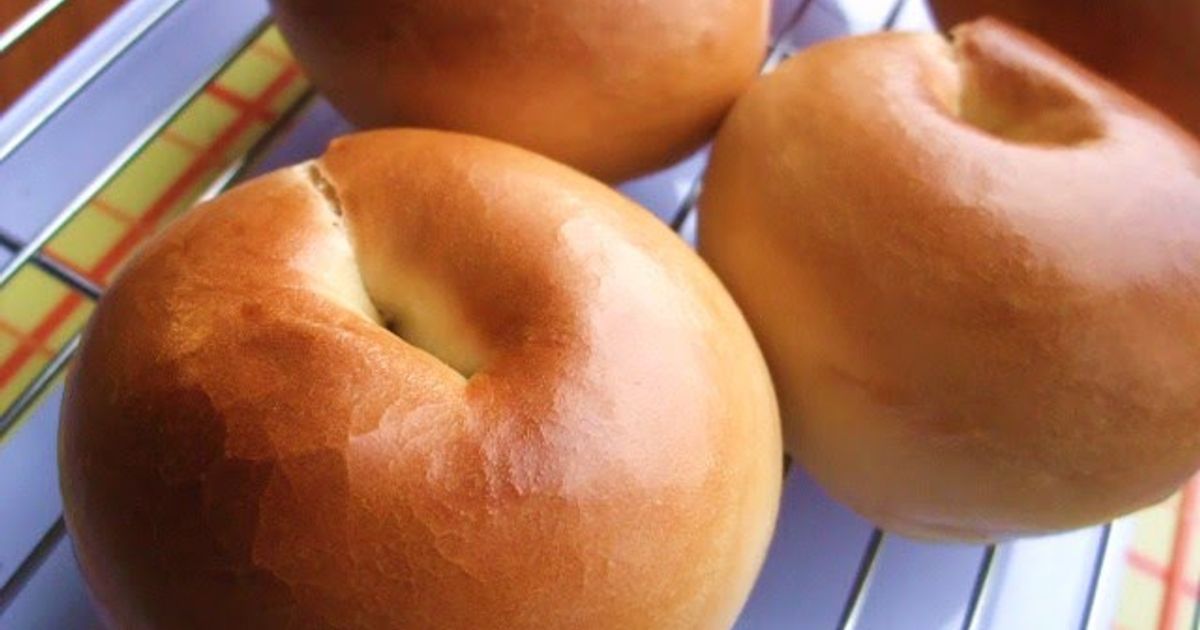Glossy Chewy Bagels Recipe By Cookpad.Japan