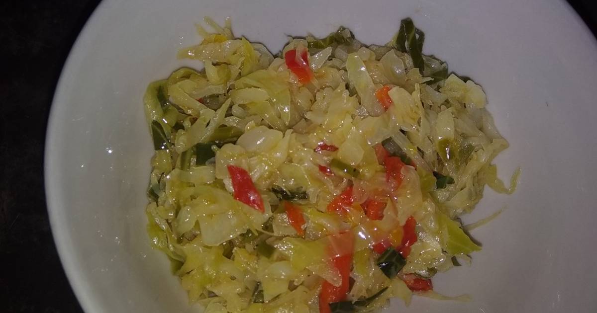 Chilli peppered cabbage Recipe by Mageba - Cookpad