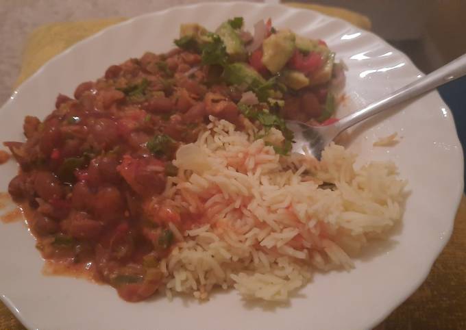 Beans in coconut sauce aka maharagwe ya nazi Recipe by Bella Chanzu ...