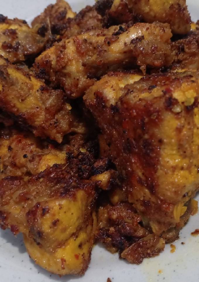 Resep 38. Ayam Paniki Khas Ternate oleh Nur'aini Fatmawati - Cookpad
