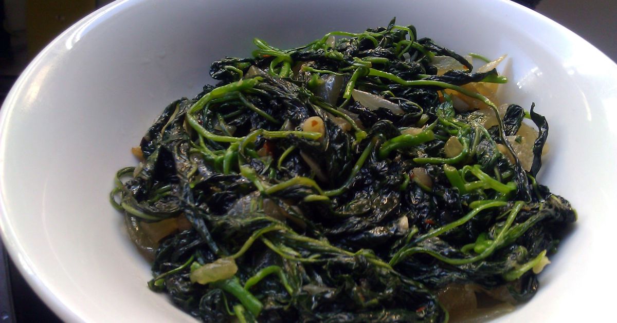 Sauté Green Leaves ( Toufé Bred Malbar ) Recipe By Veenasa