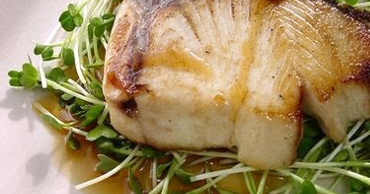 Pan Fried Amberjack With Shiso Butter Sauce Recipe By Cookpad.Japan