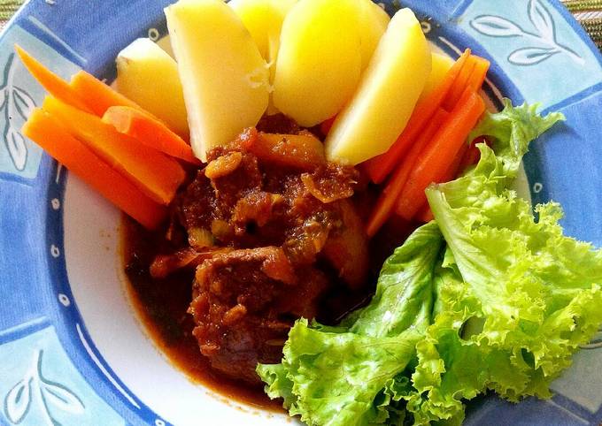 Resep Bistik daging sapi endeeess oleh Tania Arrizky - Cookpad