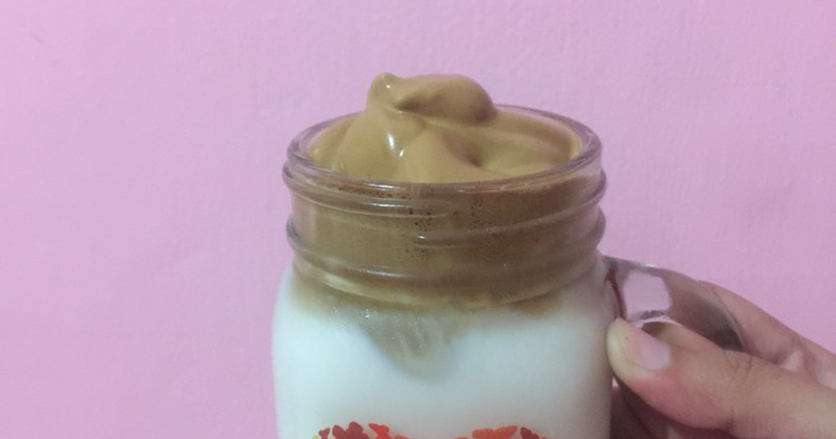 Resep Dalgona Coffee oleh desia likarisma - Cookpad