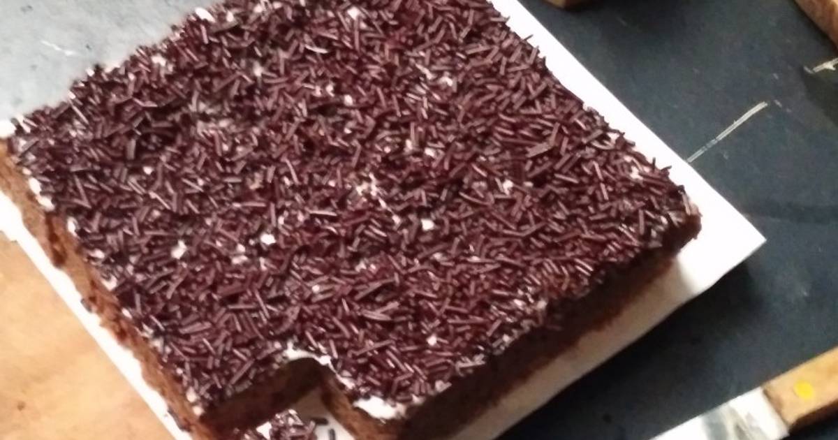 Resep Bolu coklat potong oleh anif agustina - Cookpad