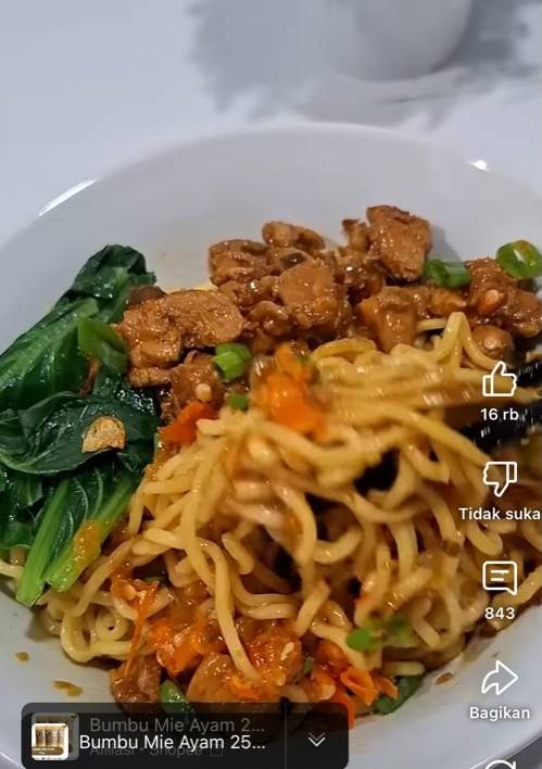 Resep Mie Ayam oleh Suwangi - Cookpad