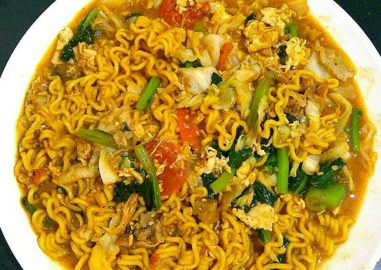 Resep Mie rebus tektek oleh Wulandari - Cookpad