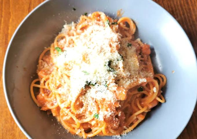 Massa com Molho de Tomate Receita por Anita Ferreira - Cookpad