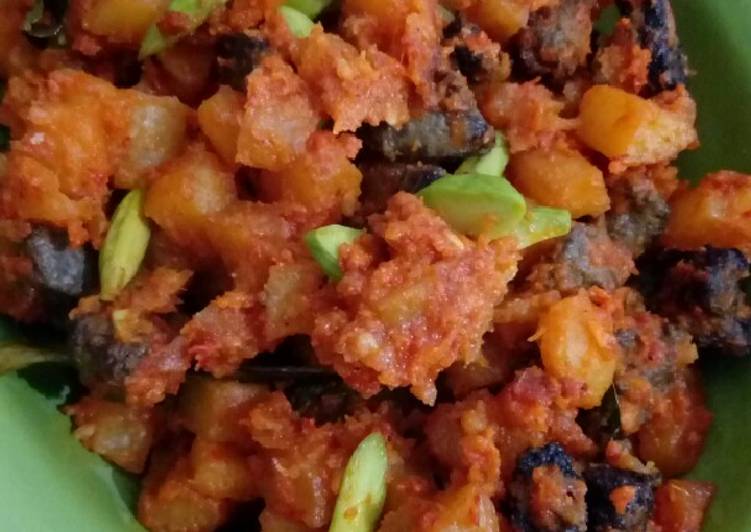 Resep Sambal Goreng Kentang, ati, pete oleh Massyh - Cookpad Resep Sambal Goreng Kentang, ati, pete oleh Massyh - Cookpad