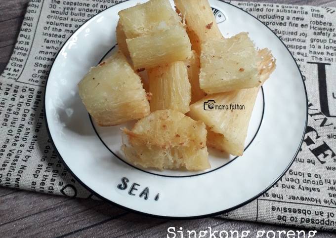 Resep Singkong goreng empuk gurih oleh Mama fathan - Cookpad
