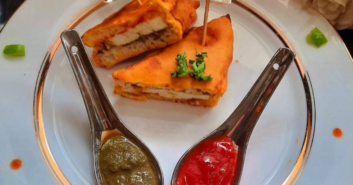 Bread Paneer Pakoda Recipe by Astha Agarwal - Cookpad