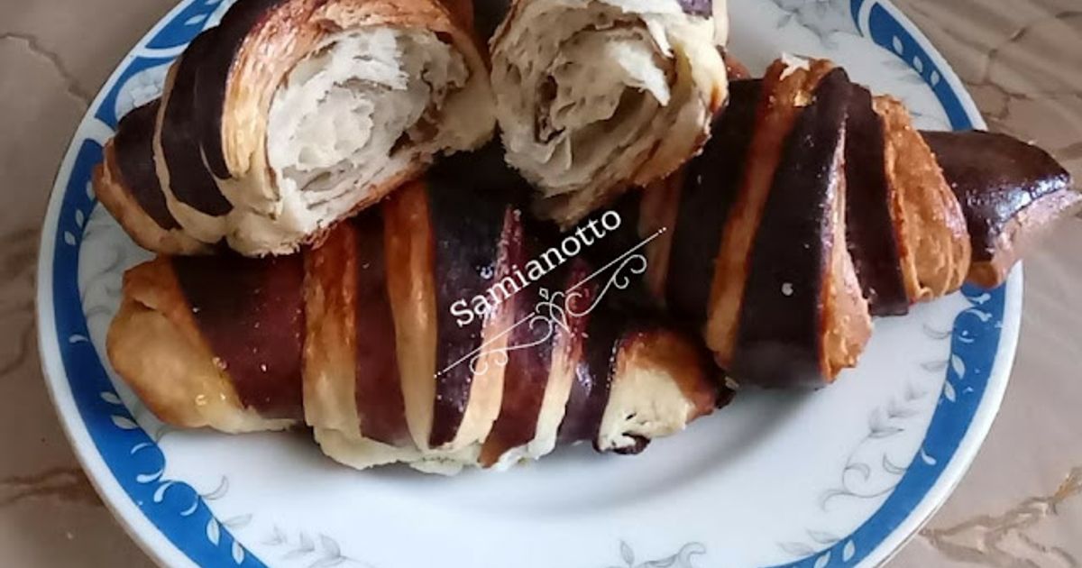 Croissant Bicolore Cacao 🥐 de Samia Ben - Cookpad