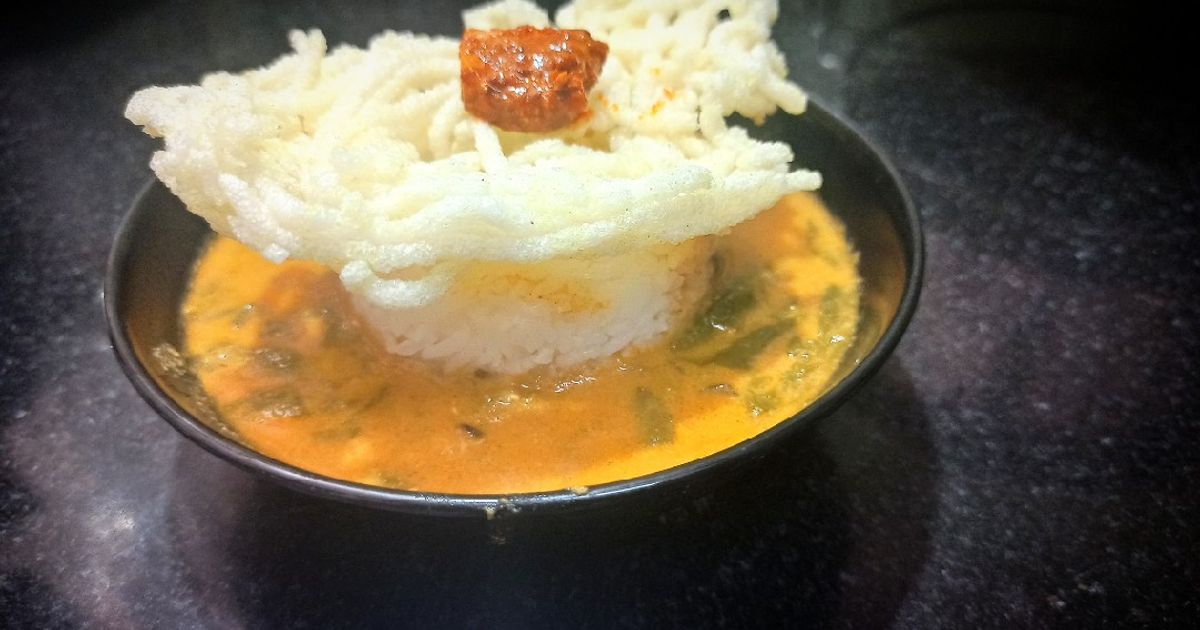 Dal Palak Curry Recipe by Usha V Bhat - Cookpad