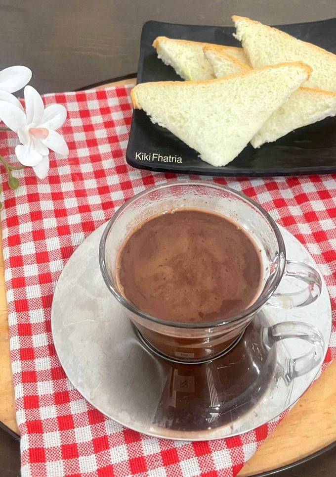 Resep Hot Chocolate / Coklat Susu Panas Ala Cafe, Mudah dan Ekonomis ...
