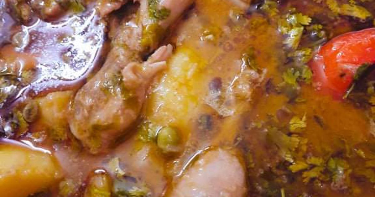 3 Spice Aloo Matar Chicken Recipe by Nazia Qureshi - Cookpad