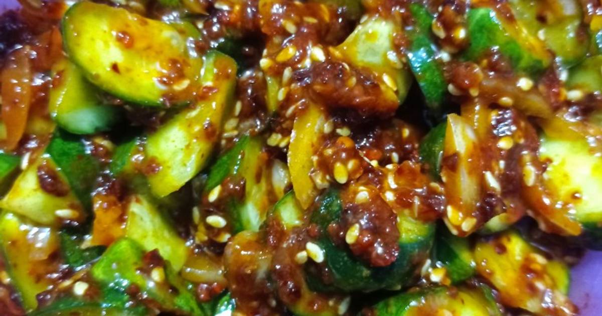 Resep Oi Muchim (Salad Timun ala Korea) oleh Calla Bitna - Cookpad