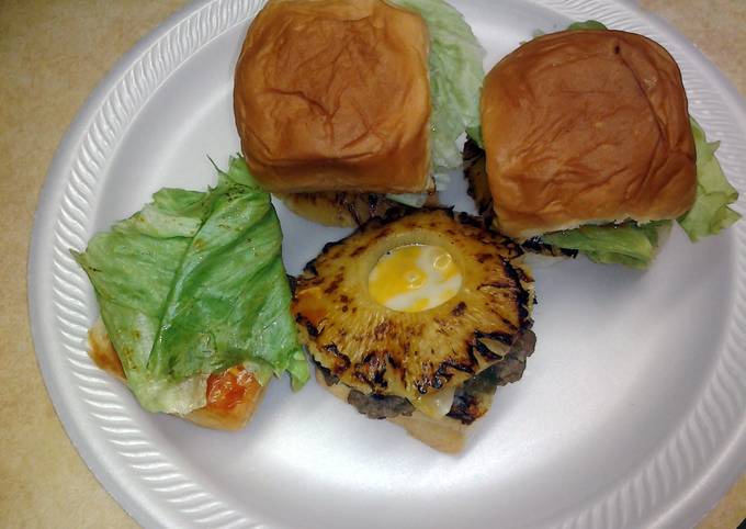 Easy Hawaiian sliders Recipe by MrsDixon - Cookpad