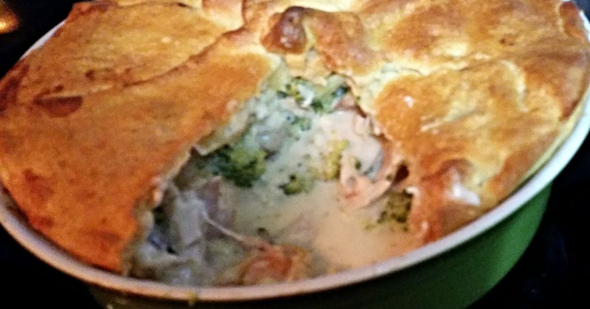 Chicken Pot Pie Mornay Recipe by Catty Whompus