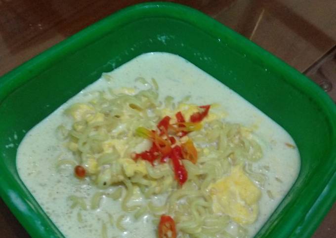 Resep Indomie Kuah Susu Keju (Upnormal ala ala) oleh awaliashafiyah ...