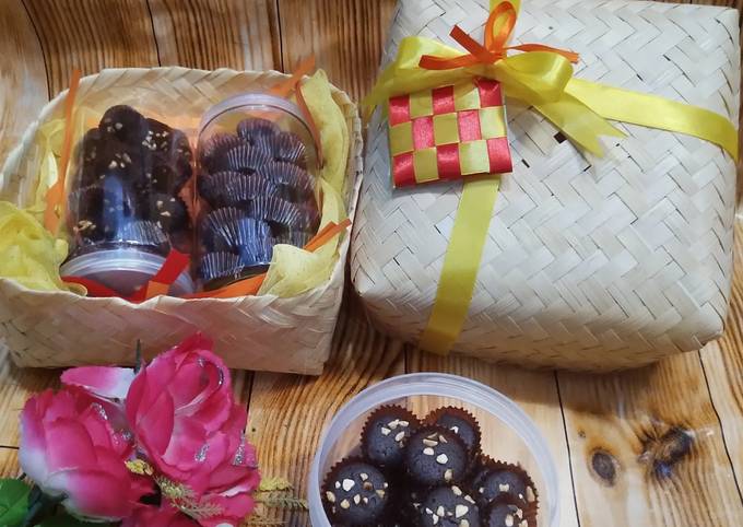 Resep Kue Coklat Kering oleh eka muliana - Cookpad