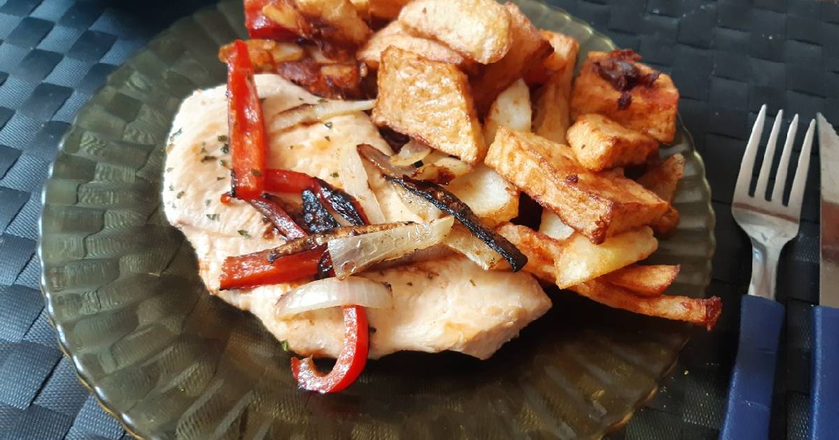Una idea rápida: Papas, cebolla y morrón fritos, con pollo Receta de ...