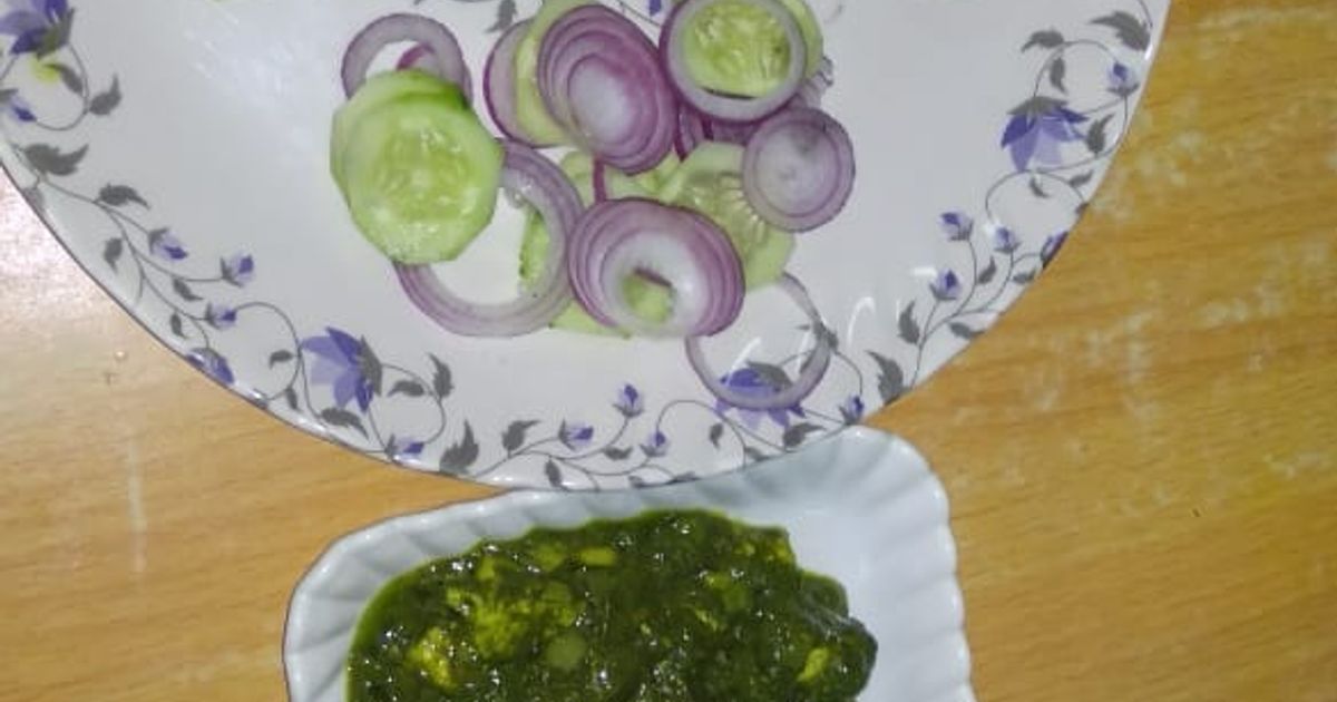 Palang Paneer & Butter Naan Recipe by Debjani Guray - Cookpad