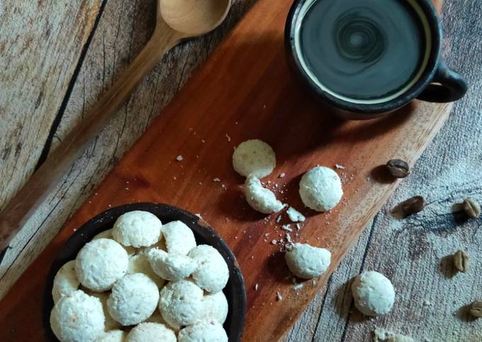 Resep Kue Sagon Kacang oleh Iffah Foodies - Cookpad