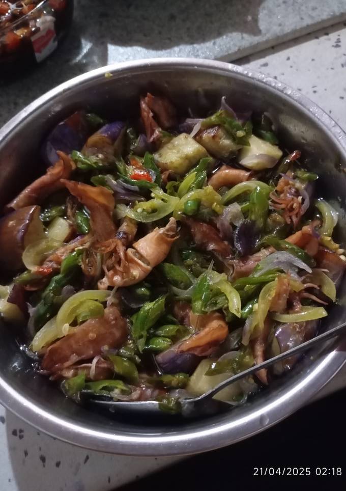 Resep Tumis Simple Cumi asin terong cabe ijo oleh Prita Saputra ...