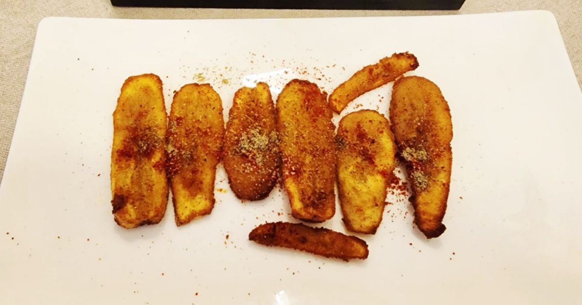 Kacha Kela Masala Fry Recipe by Rachana Sagala - Cookpad