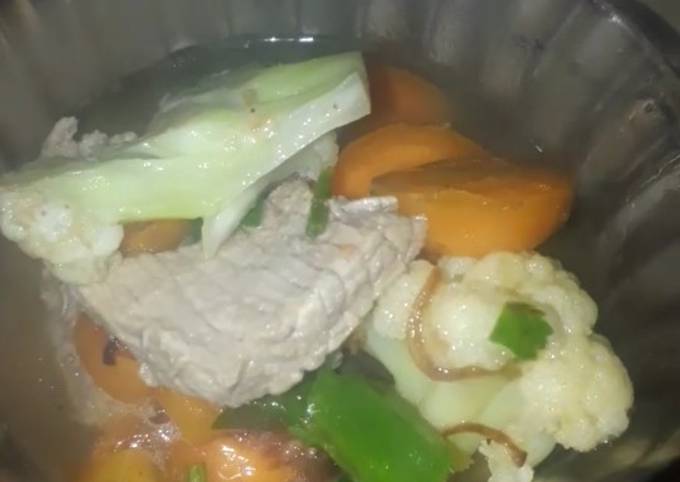 Resep Sop daging sapi simple oleh Lita Minho - Cookpad