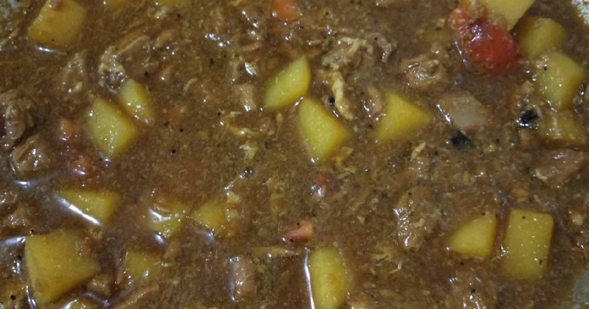 Resep Semur Daging Kentang oleh Mbenx Ramdhani - Cookpad
