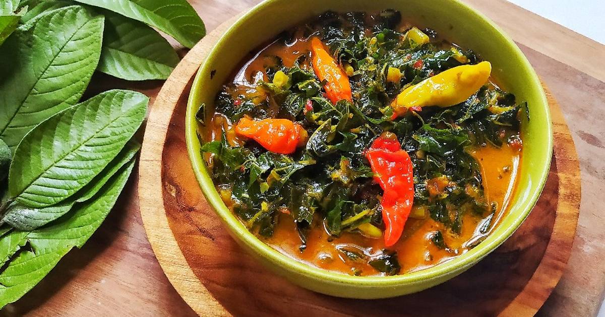 Resep Sayur Daun Pepaya Pedas oleh dapur ade - Cookpad