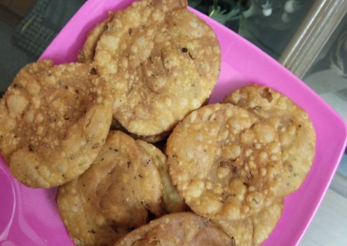 Atta layered mathri Recipe by Sneha Seth - Cookpad