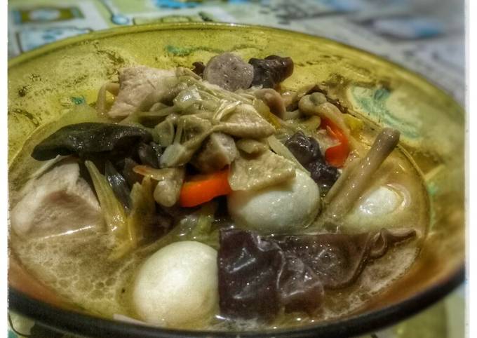 Resep Sop Kimlo oleh Deby Octarina - Cookpad