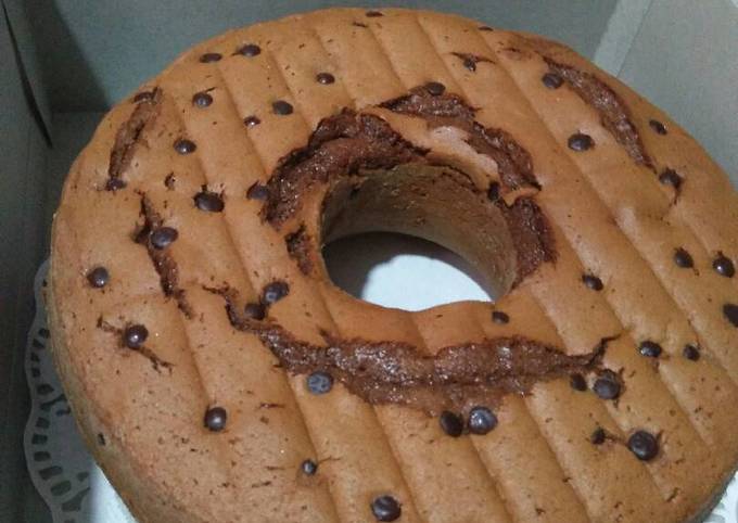 Resep Cake coklat chocochip moist.. oleh Popi Yulianti - Cookpad