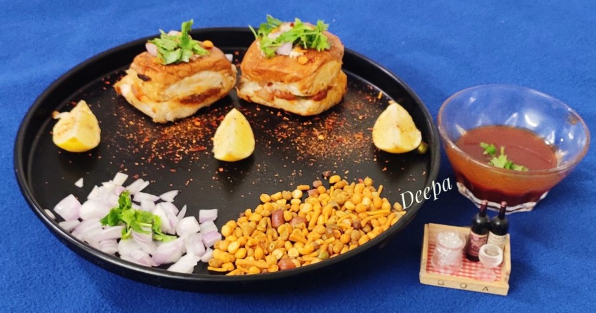 Mumbai Style Masala Pav Recipe by Deepa Haswani - Cookpad