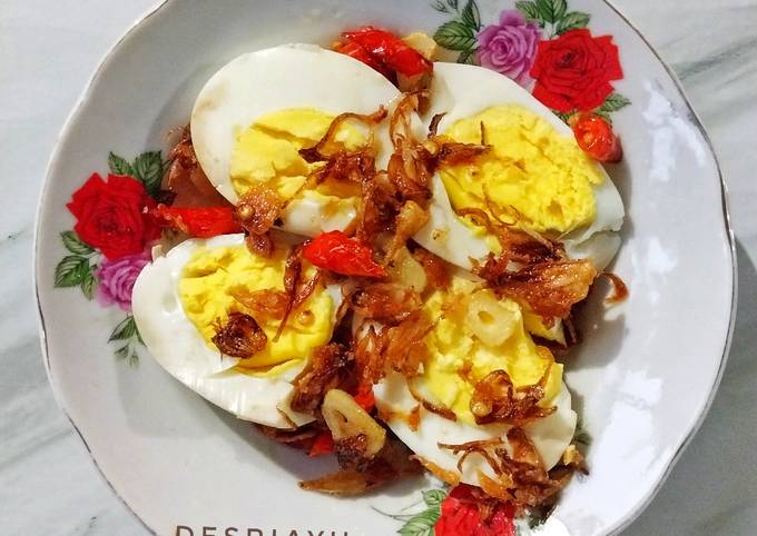 Resep Telur Rebus Awur Bawang oleh Desriayu - Cookpad