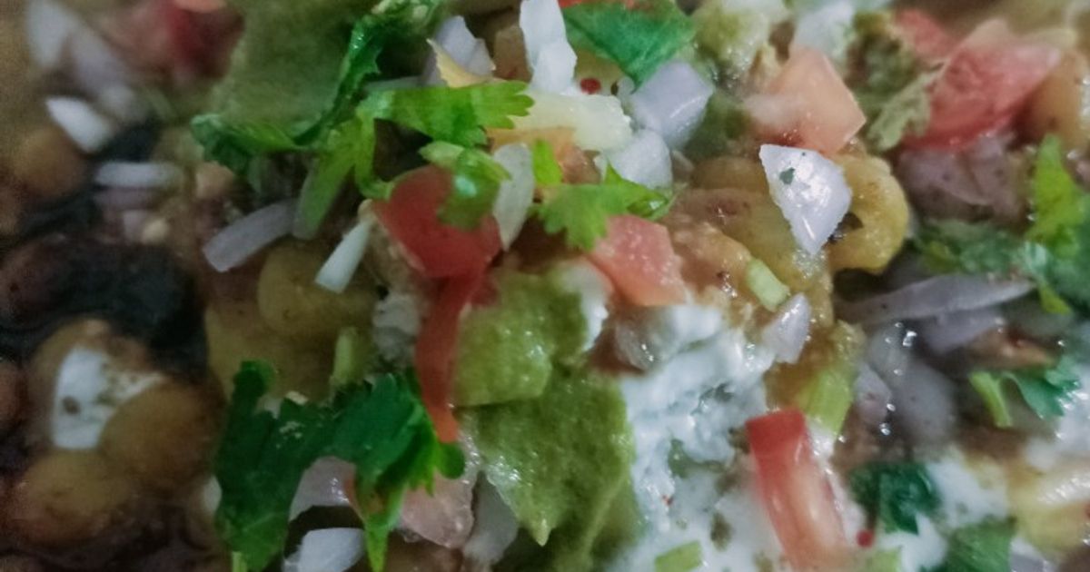 Ragda Pattice Recipe by Anupama Vikrant Pande - Cookpad