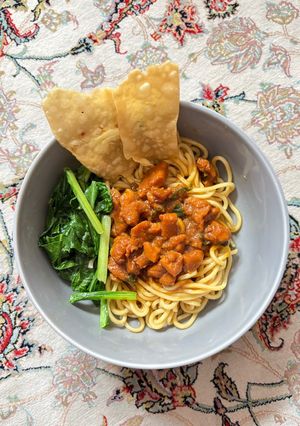 Resep Mie Ayam Kampung Gerobak Biru oleh jasmynshan - Cookpad