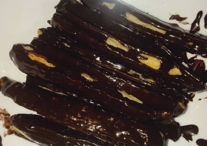 Resep Cheese Stick Choco Pastry tanpa oven oleh Safira PS - Cookpad