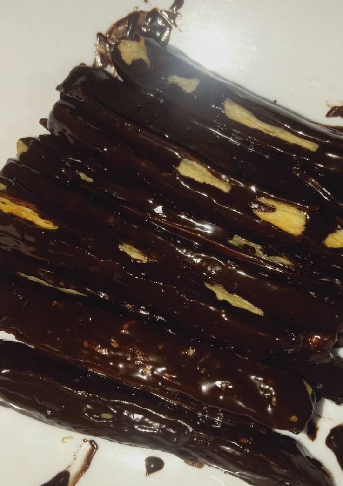 Resep Cheese Stick Choco Pastry tanpa oven oleh Safira PS - Cookpad