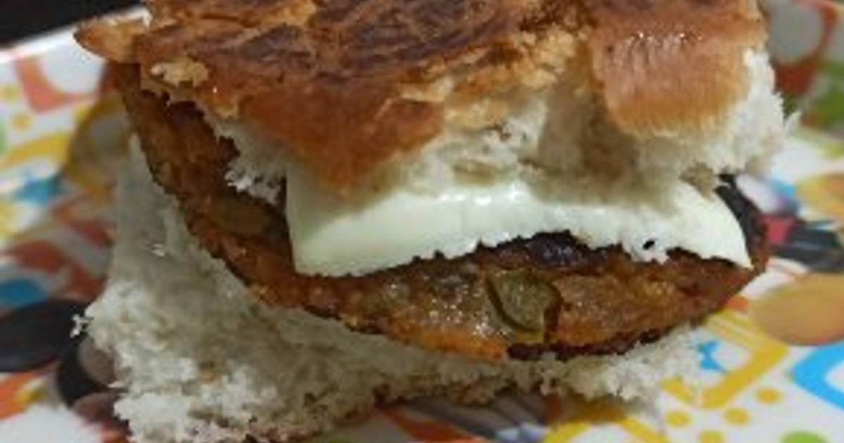 Leftover Pav bhaji tikki burger Recipe by Anuradha kulkarni - Cookpad