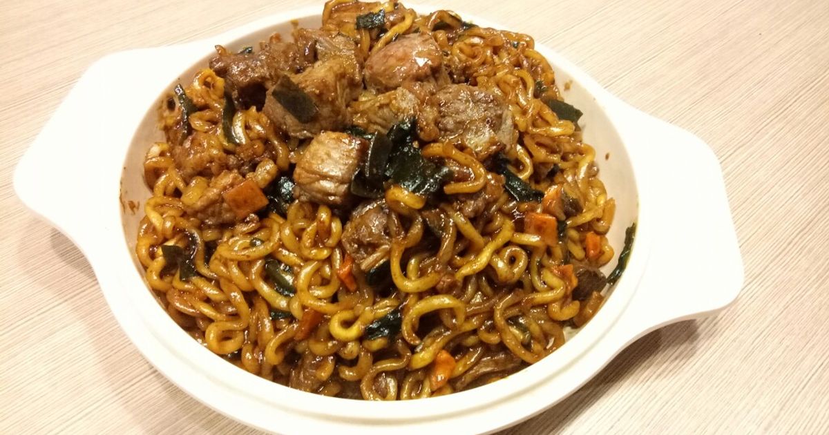 Resep Ram Don Chapaguri Ala Korean Movie Parasite oleh Finny ...