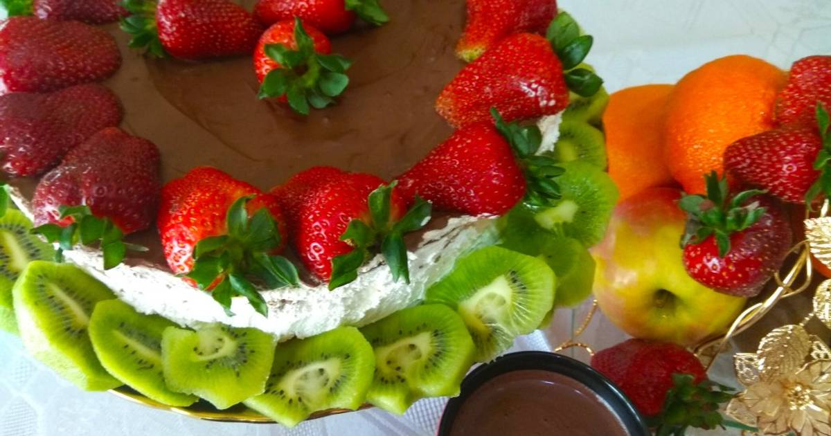 Μπισκοτότουρτα με φράουλες και ακτινίδια Συνταγή από τον/την Ιωαννα ...