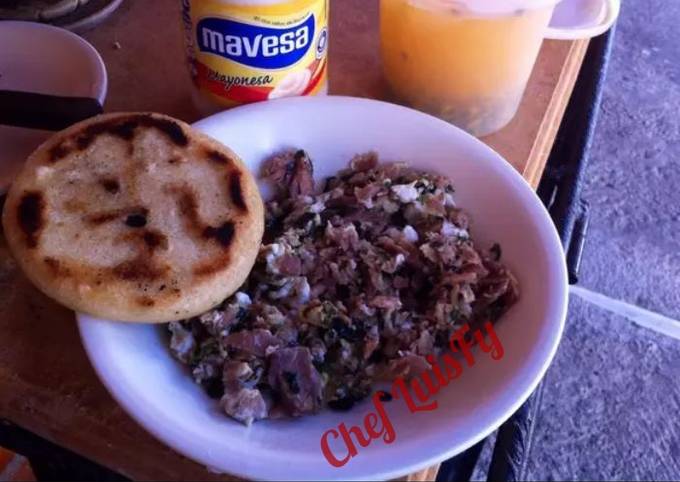 Huevos revueltos con bledo (pira) y atún LuisFy Receta de LuisFy- Cookpad